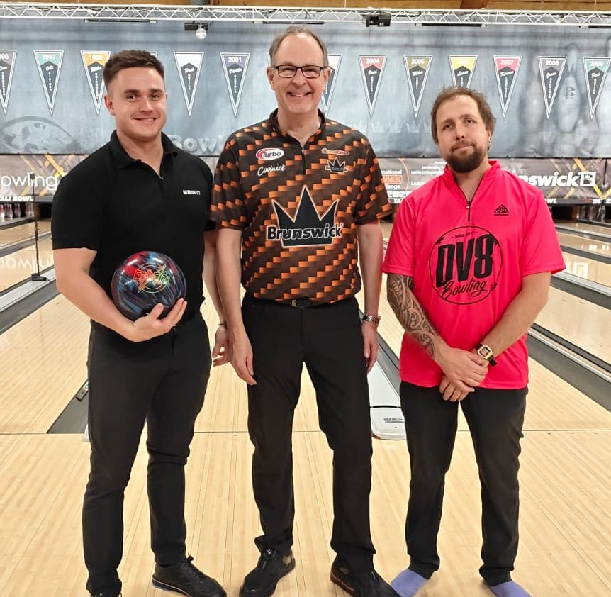 Pyry Puharinen 300 - Mika Koivuniemi hätyytteli kärkipaikkaa Ballmaster ...